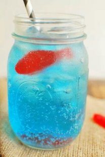 Delicious Blue Punch Recipes You're Gonna Love - Tulamama