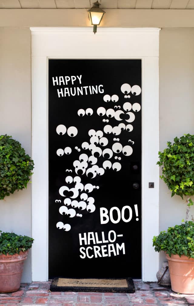 Fun and Easy Halloween Door Decorations You Can Totally DIY! - Tulamama